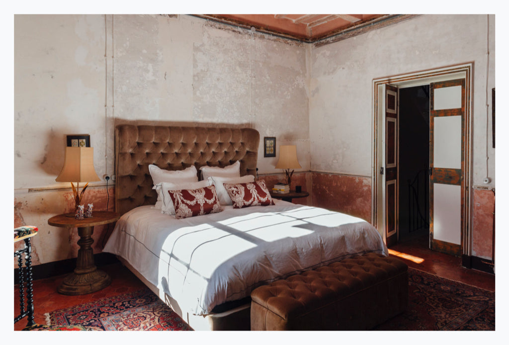 5 Best French-inspired Stone Wall Interiors | French Art Shop